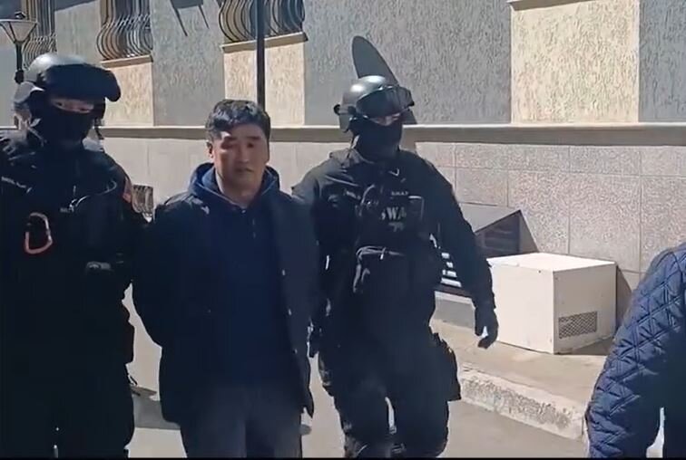 ЭЦГ аас Алтайн хүдэр компанийн удирдлагуудыг саатууллаа